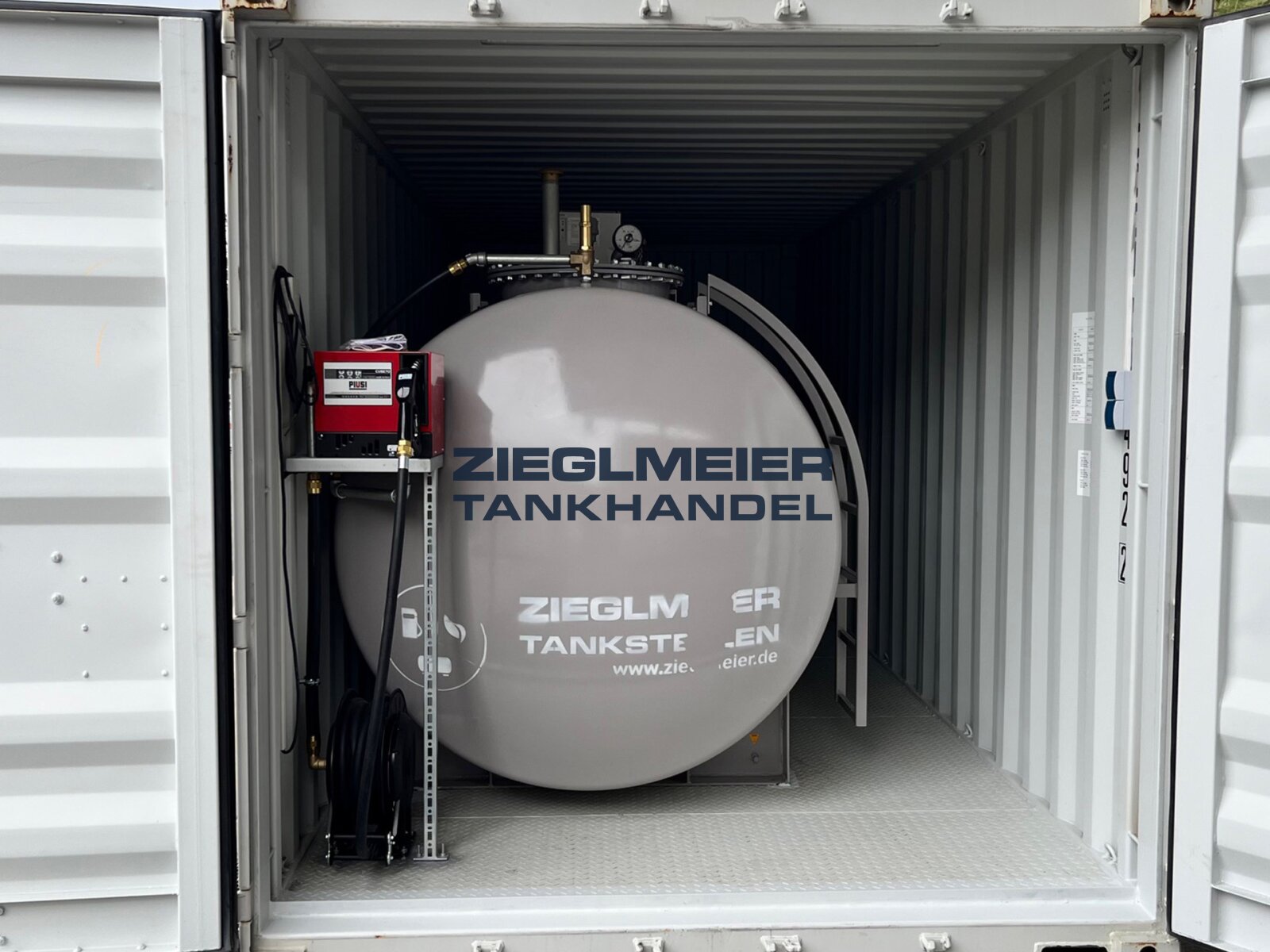 Flexibel & robust: Entdecke den Fuelboxx 10.000L Tankstellencontainer